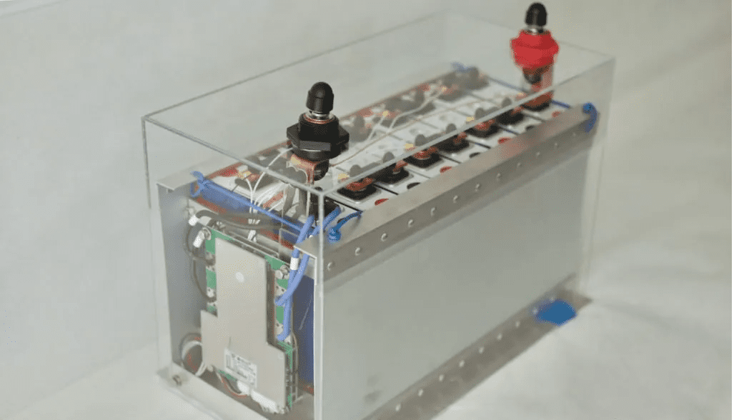 Constructing A Battery Box DIY Lithium Battery - RVing Beginner