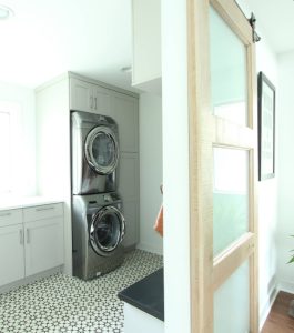 Stackable Washer And Dryer Dimensions: What You Need To Know - RVing ...