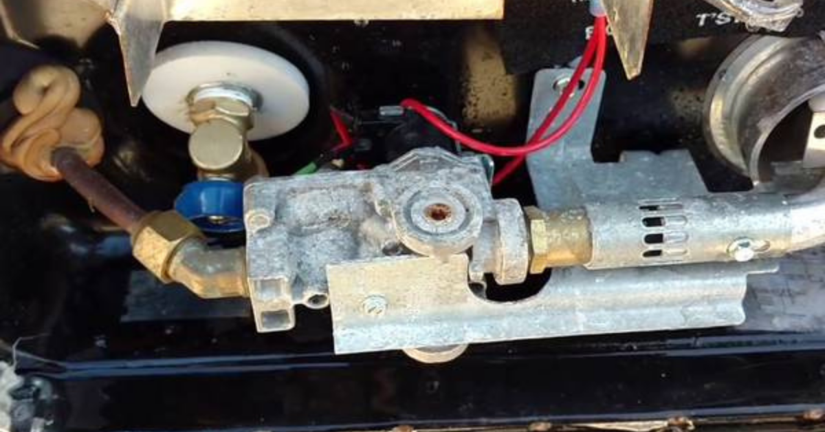 What Size Is an RV Water Heater Drain Plug? (Atwood, Dometic) - RVing ...